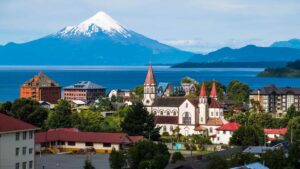 Chile Cruise Ports Guide (2025): Patagonia Fjords, Valparaíso & Top Stops