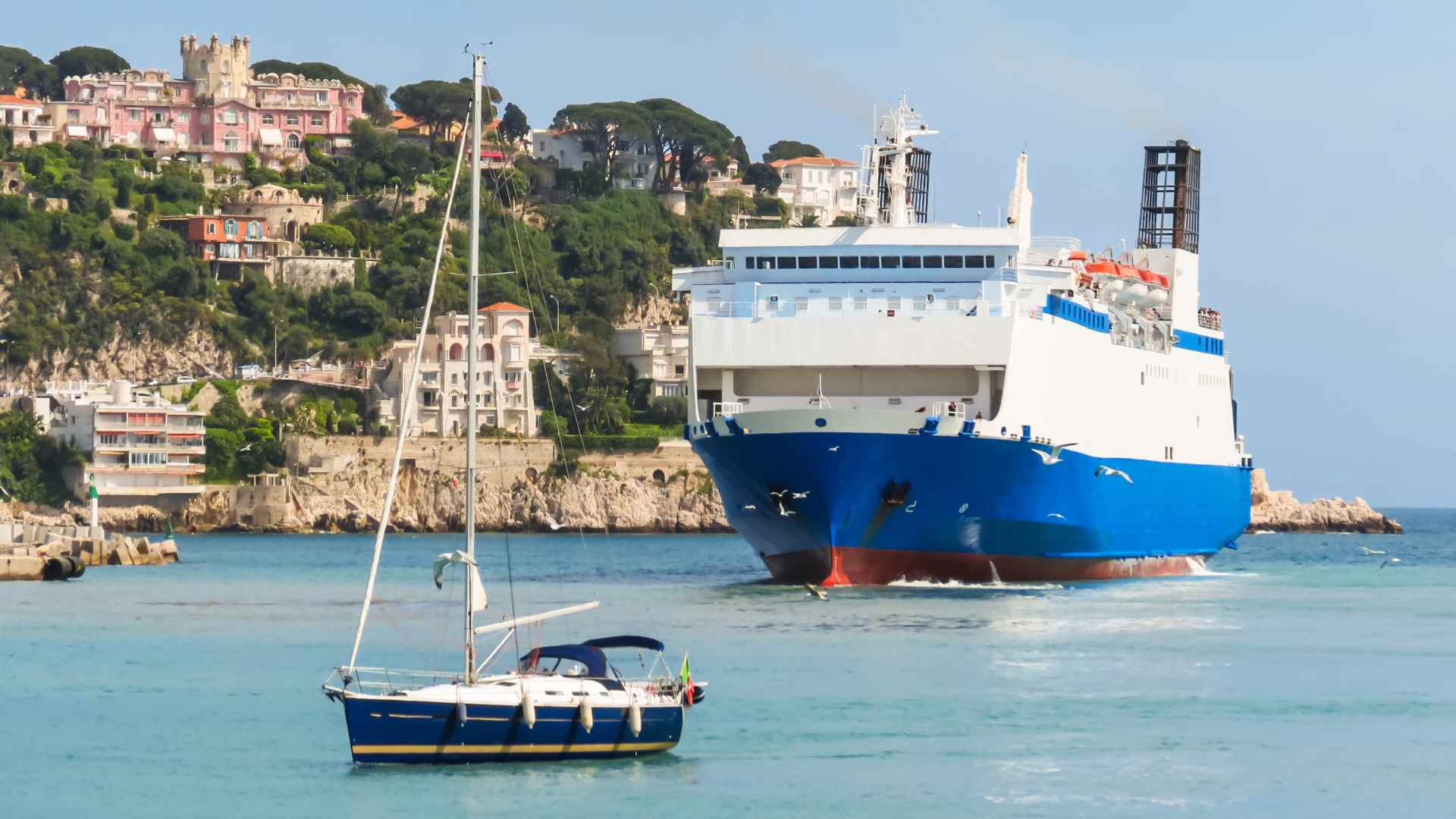 Nice (Villefranche) Cruise Port Guide (2025): Tender Tips & Top Sights